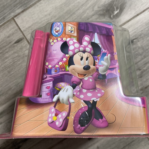 Disney | Toys | Disney Minnie Mouse Bowtoons 6 Pieces Figurine Play Set ...